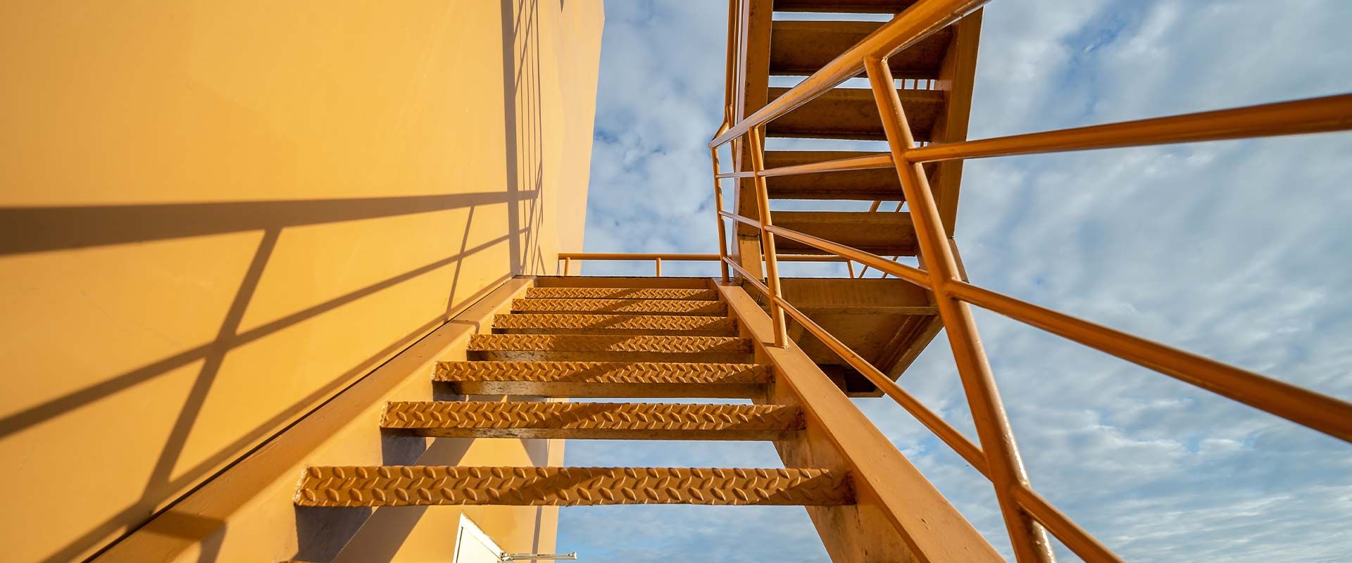 Yangın Merdiveni, Yangın Söndürme Sistemleri - Başarı Yangın